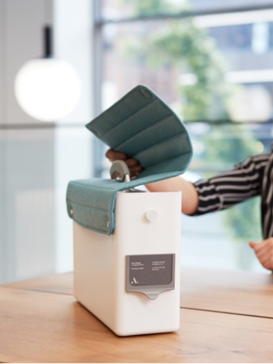 Hybrides Arbeiten mit Bürokoffer/Ruckensäcke/Tragetasche von Hotbox